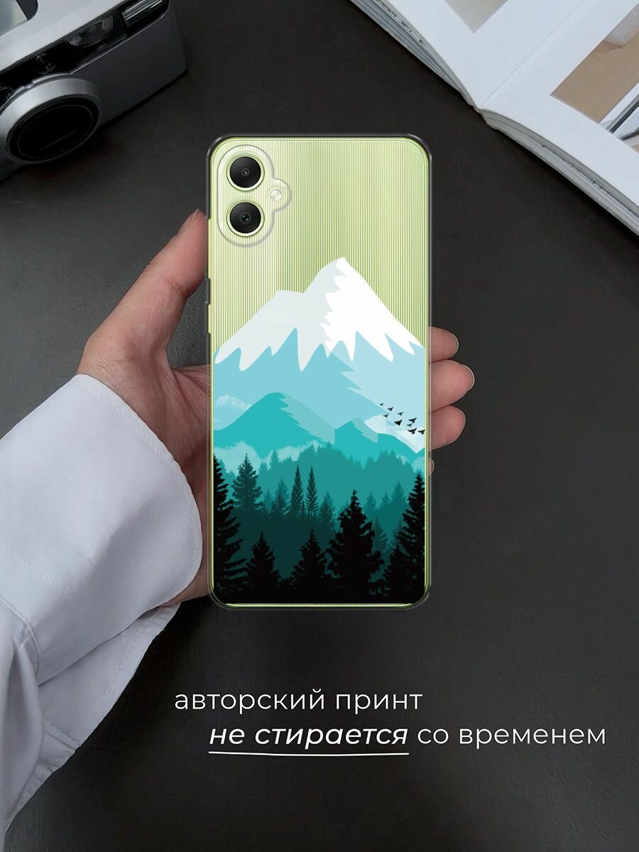Чехол на Samsung Galaxy A05 / Самсунг Галакси A05 с принтом "Синяя снежная гора", прозрачный — фото 1