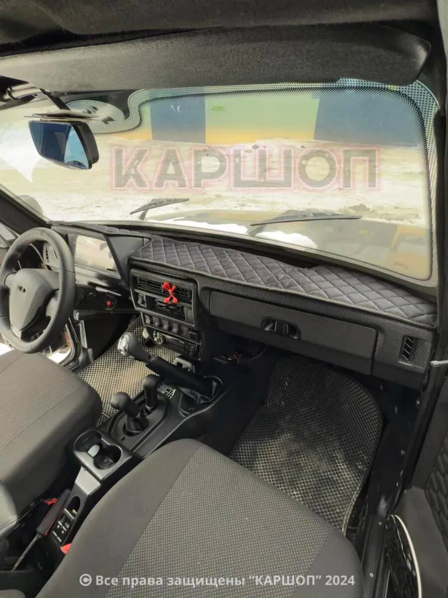 Накидка на панель для Нива 4x4
