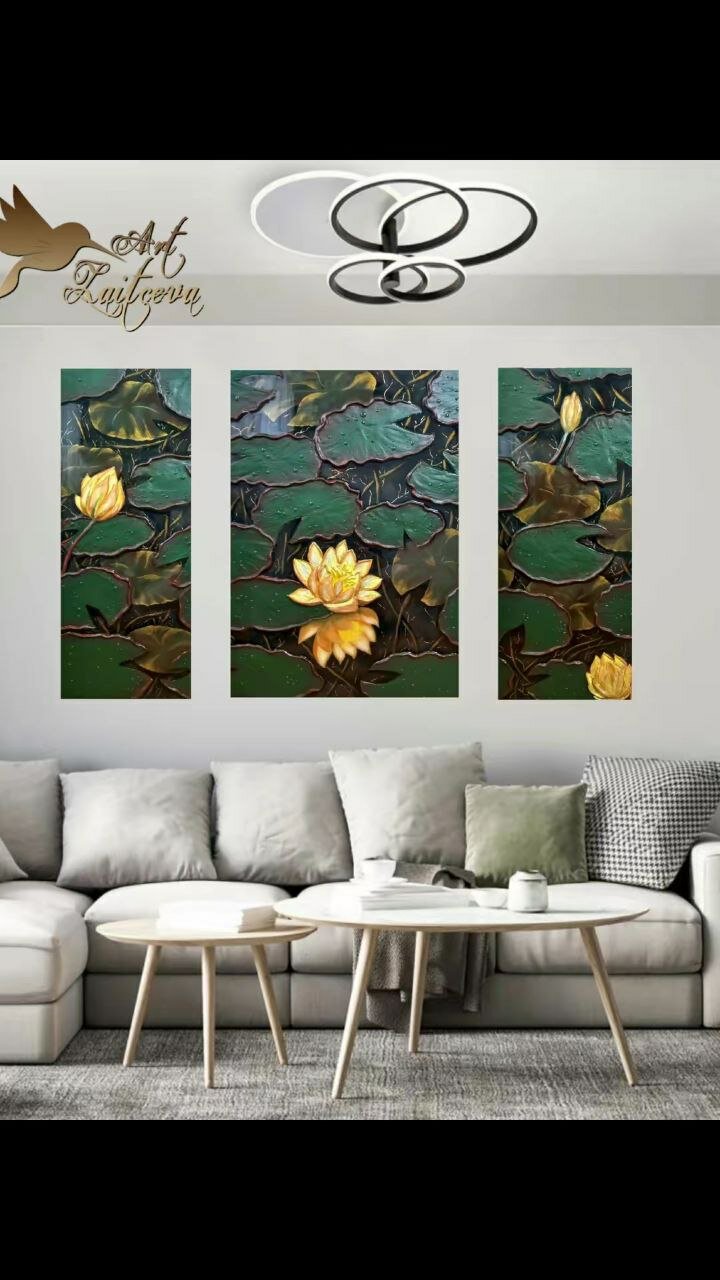 Модульное панно (триптих) "Кувшинки". Текстурная живопись. Эпоксидная смола. Ручная работа. Индивидуальный подарок.