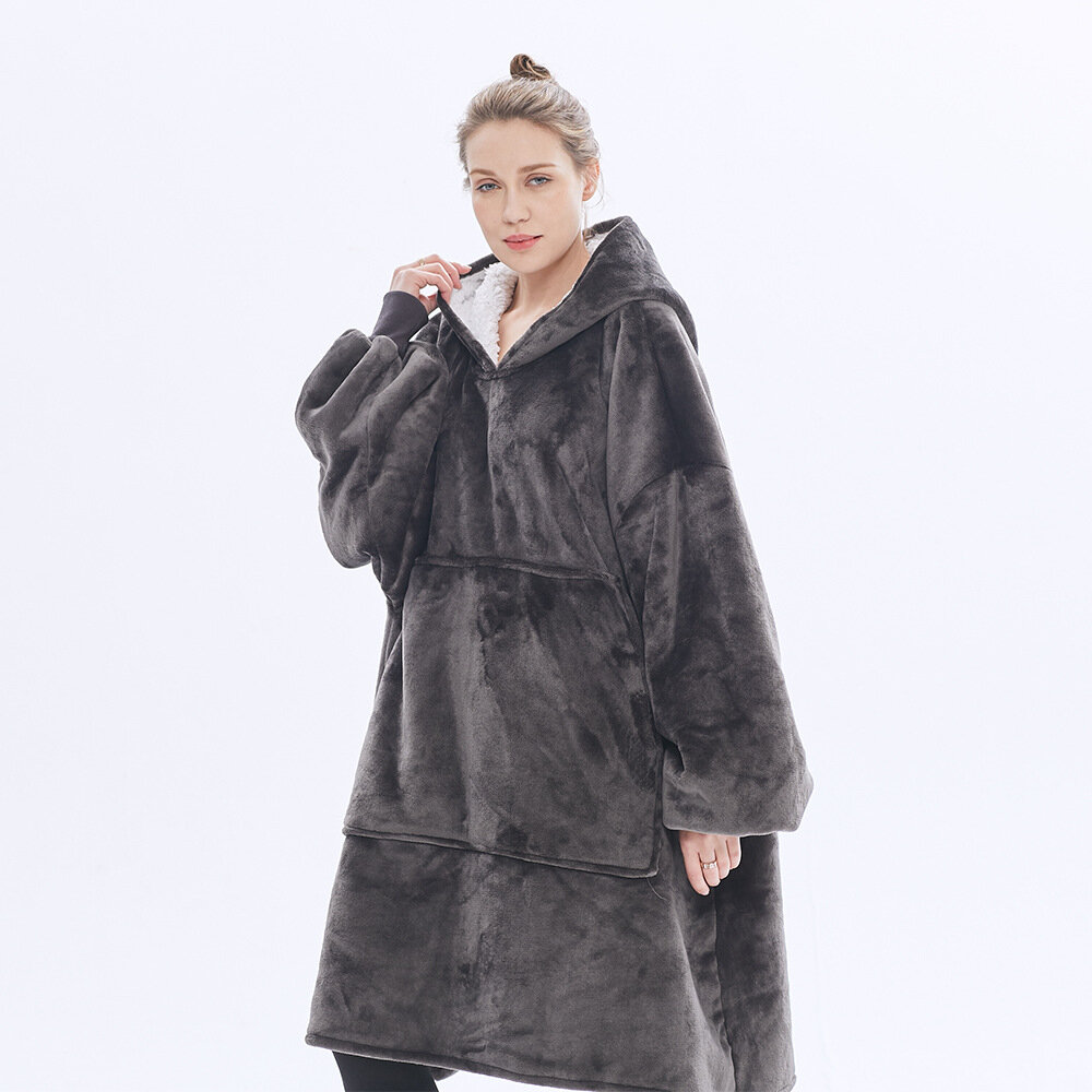 Плюшевый теплый плед худи с рукавами