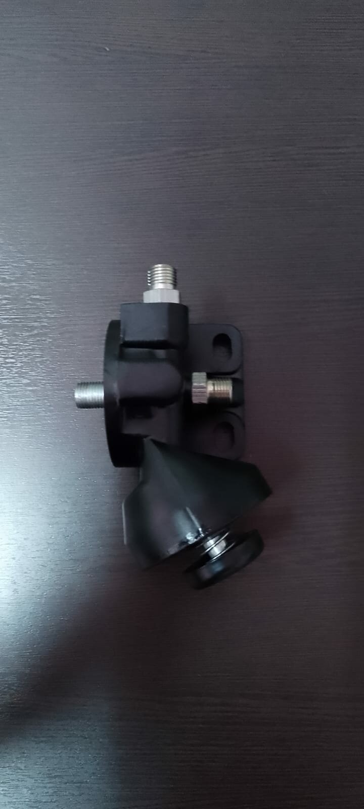 Насос топливный подкачивающий для автомобилей Iveco металл, платик