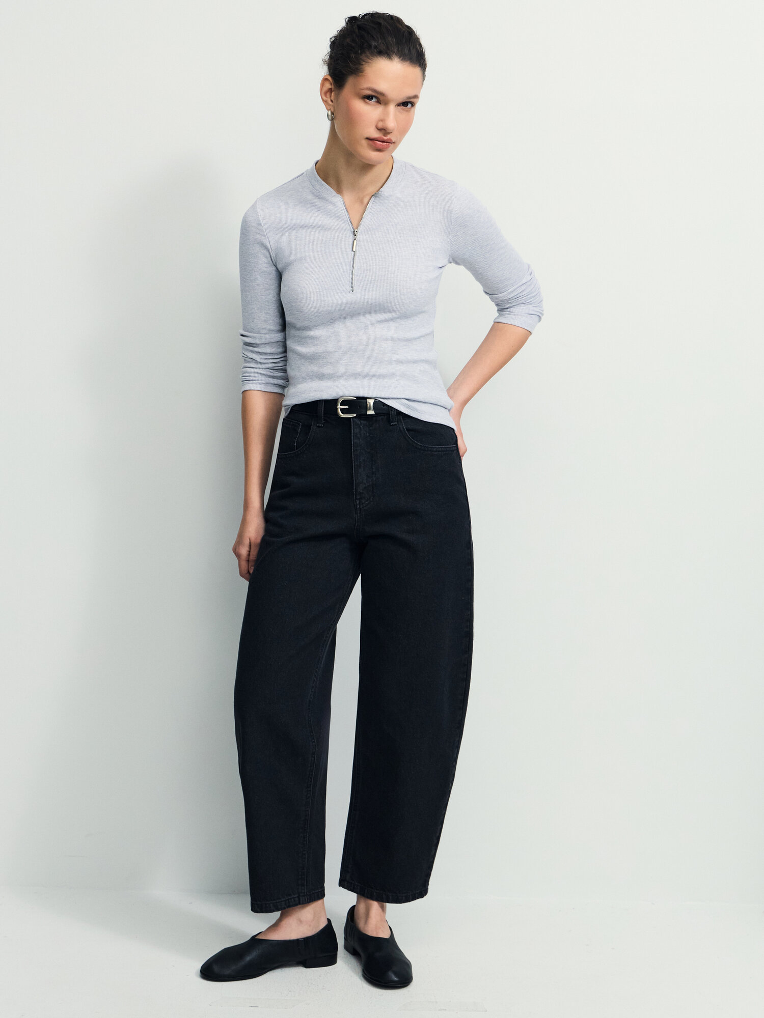 Джинсы barrel leg 