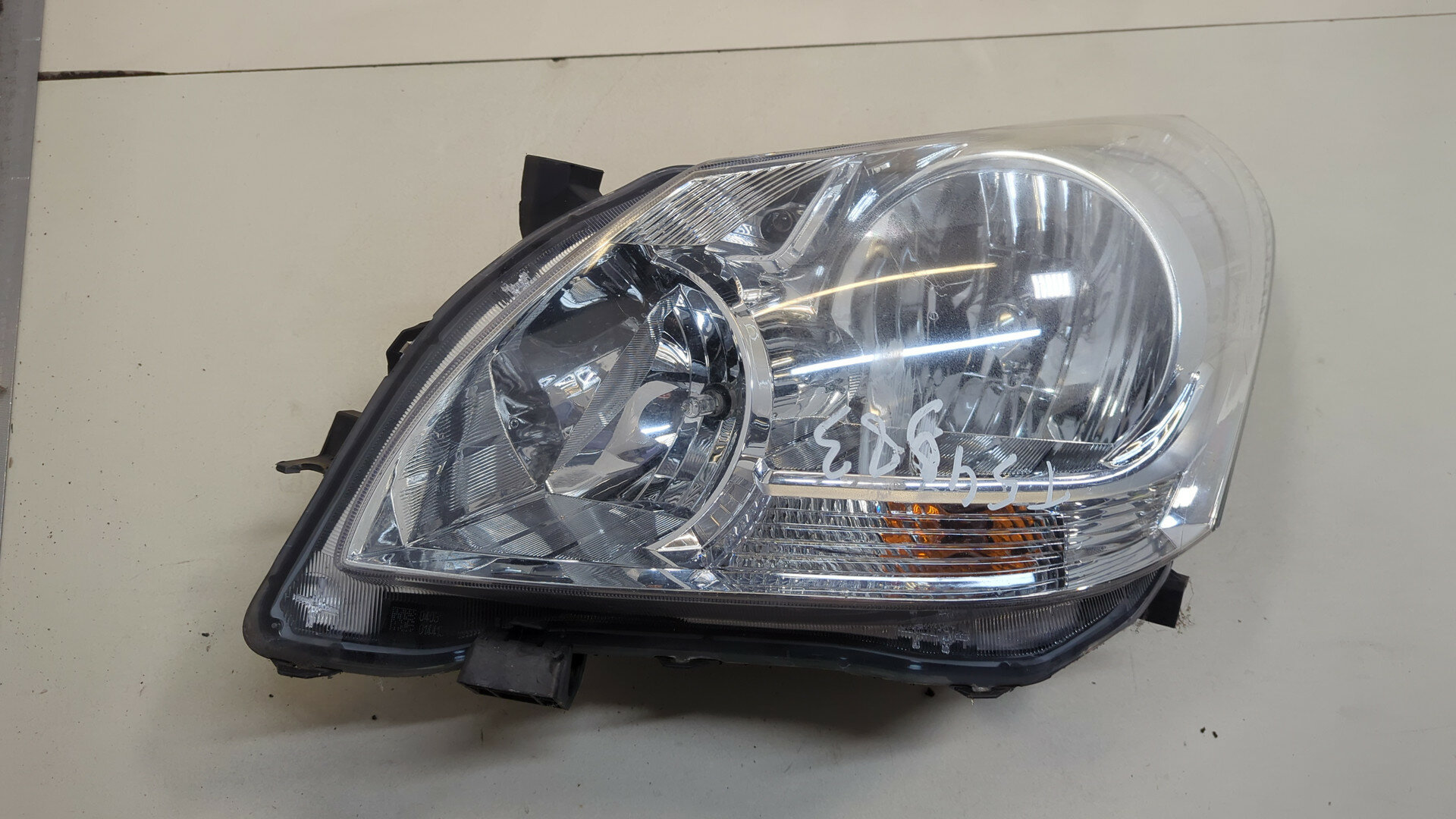 Фара (передняя) левая Toyota Verso Б/У