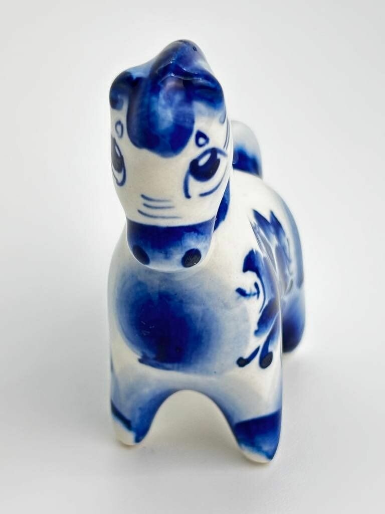 Лошадка 7 см, гжель, Символ года 2026, коллекционный сувенир, подарок на Новый год, рождество