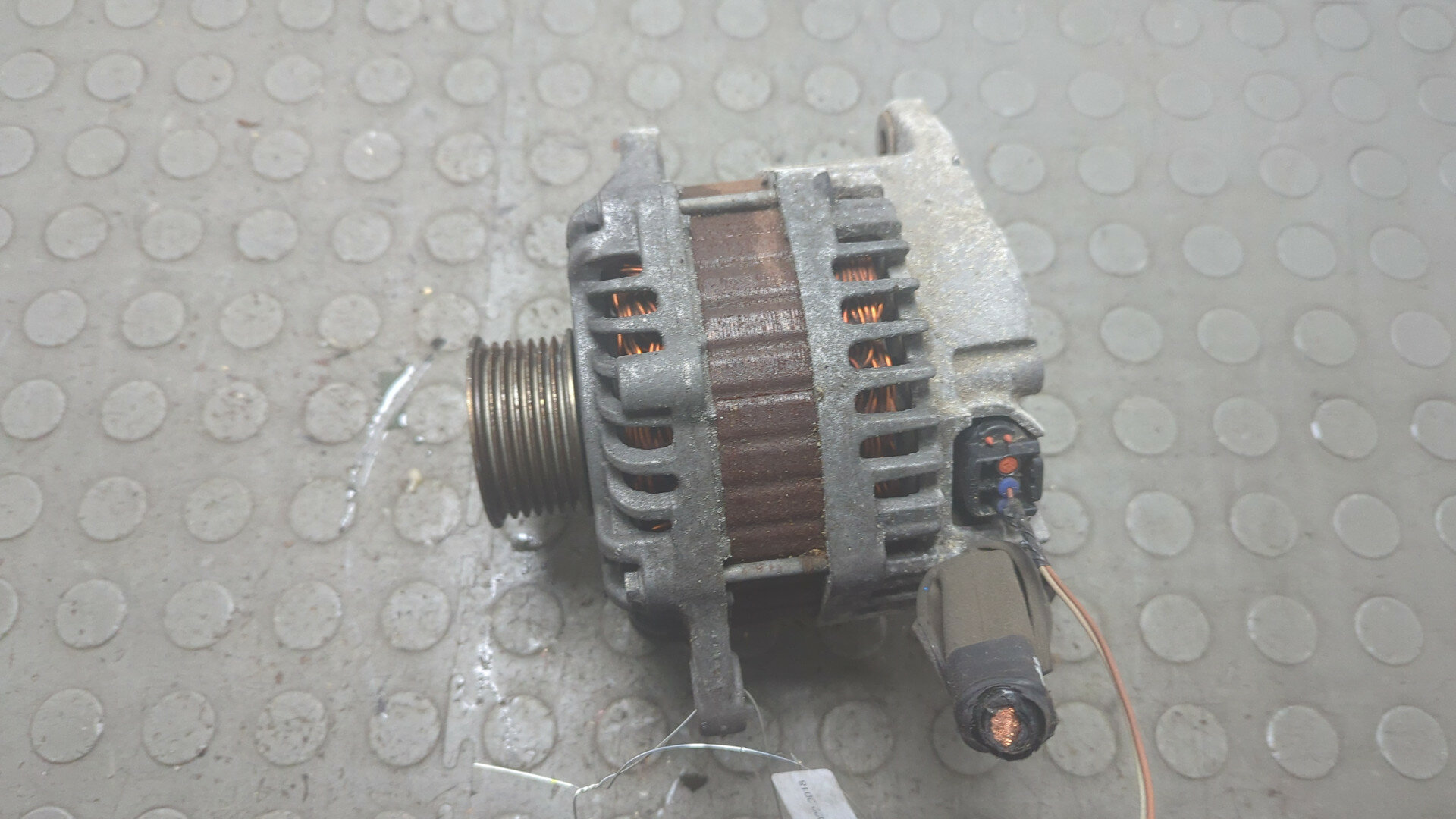 Генератор Nissan Murano Б/У