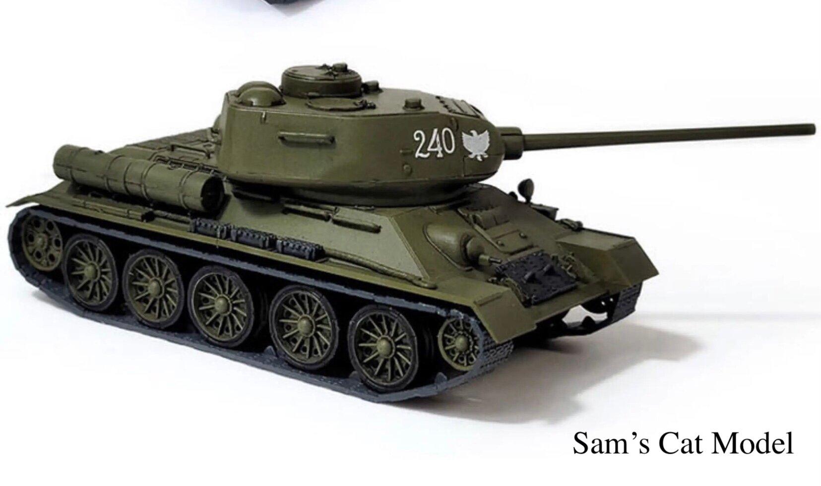 Советский средний танк Т-34-85, масштаб 1:72