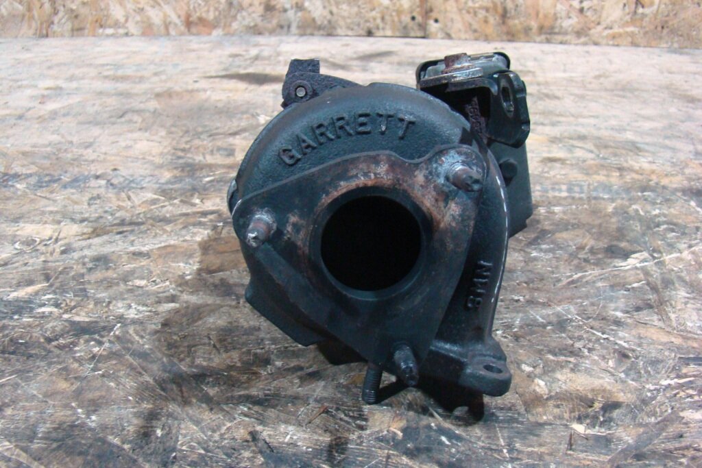 Jaguar XF Турбокомпрессор правый 2.7 V6 TDI C2C38924