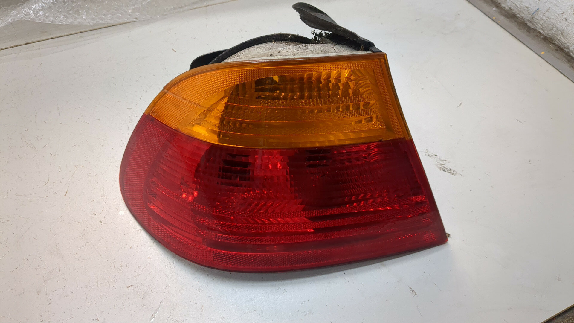 Фонарь (задний) левый BMW 3 E46 Б/У