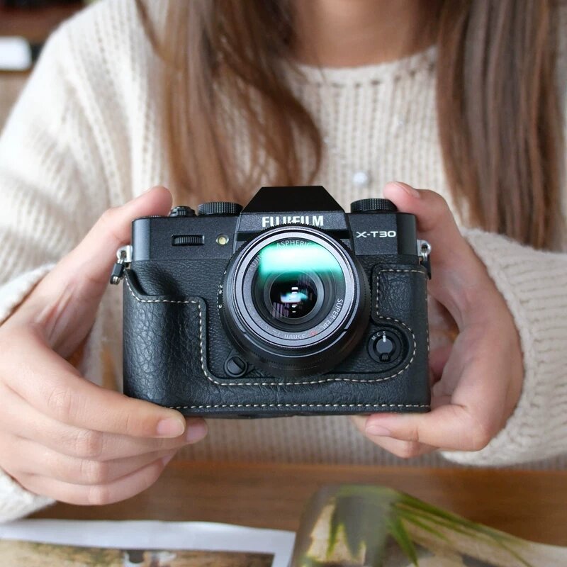Чехол для камеры Fujifilm XT30 в черном цвете, легкая защитная оболочка