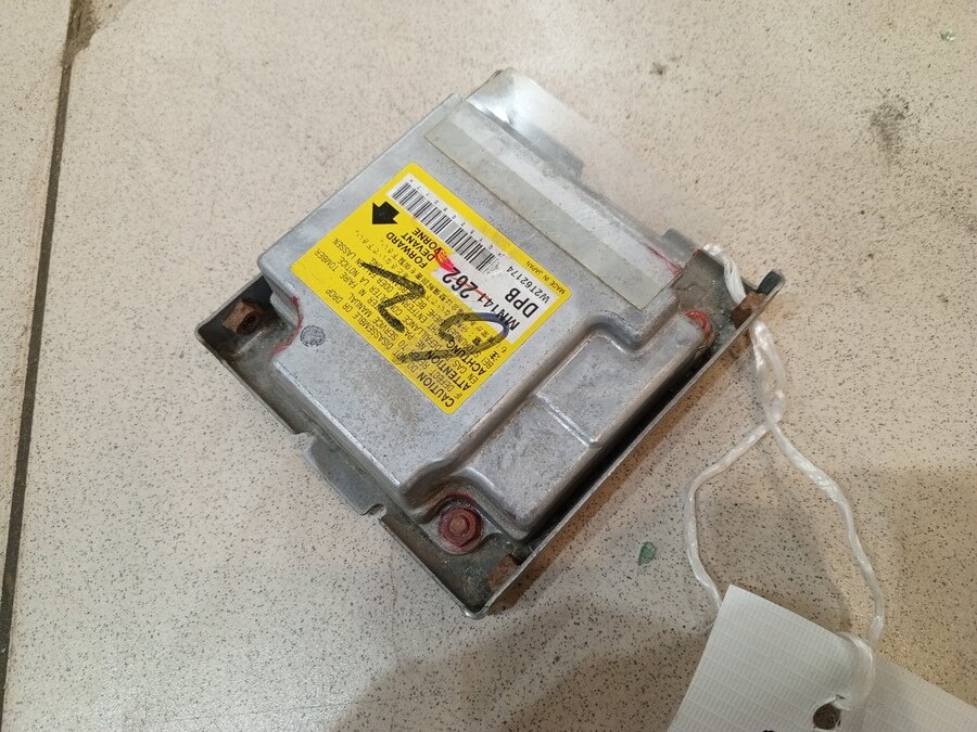 Блок управления AIR BAG от Mitsubishi Lancer 9 CS 2000-2008