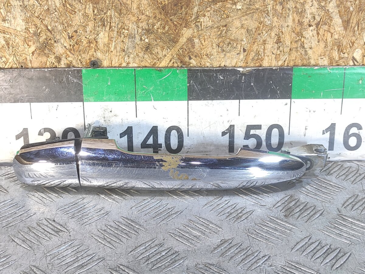 Ручка двери передней правой SUBARU Tribeca B9 61160XA01A