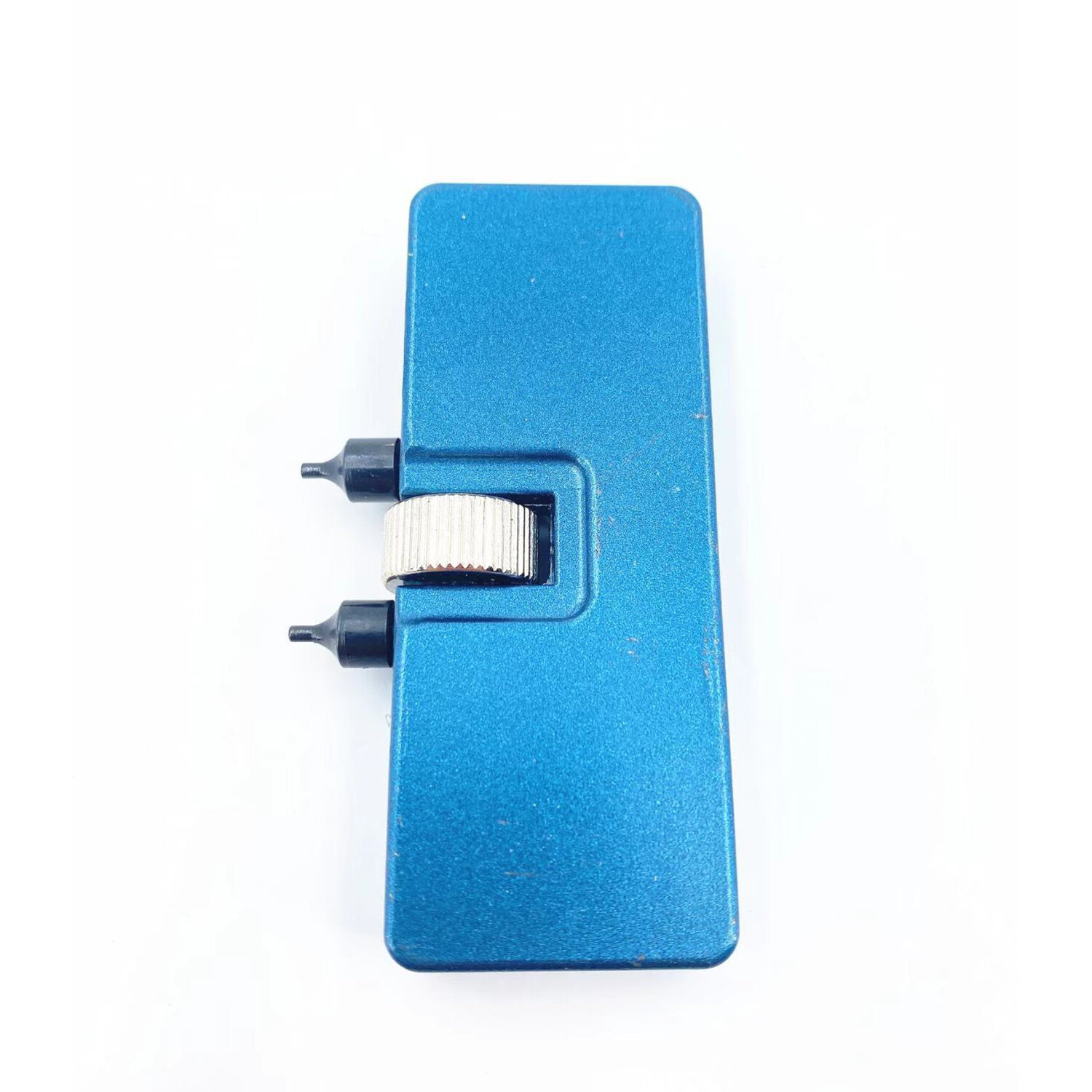 Инструмент для ремонта часов открыватель часов инструмент для снятия задней крышки часов двухкогтевой инструмент для открытия задней крышки часов материал пластик размер 6.9*2.8*1.1см размер упаковки 7.3*4*1.7см вес 28г/32г количество 1 шт