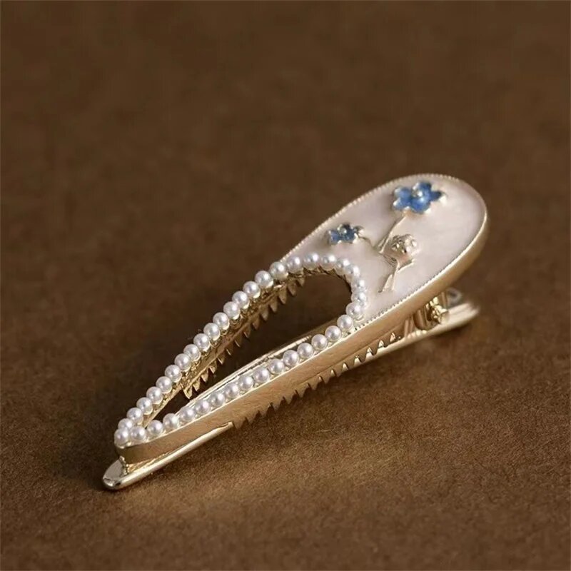 Золотые винтажные заколки для волос