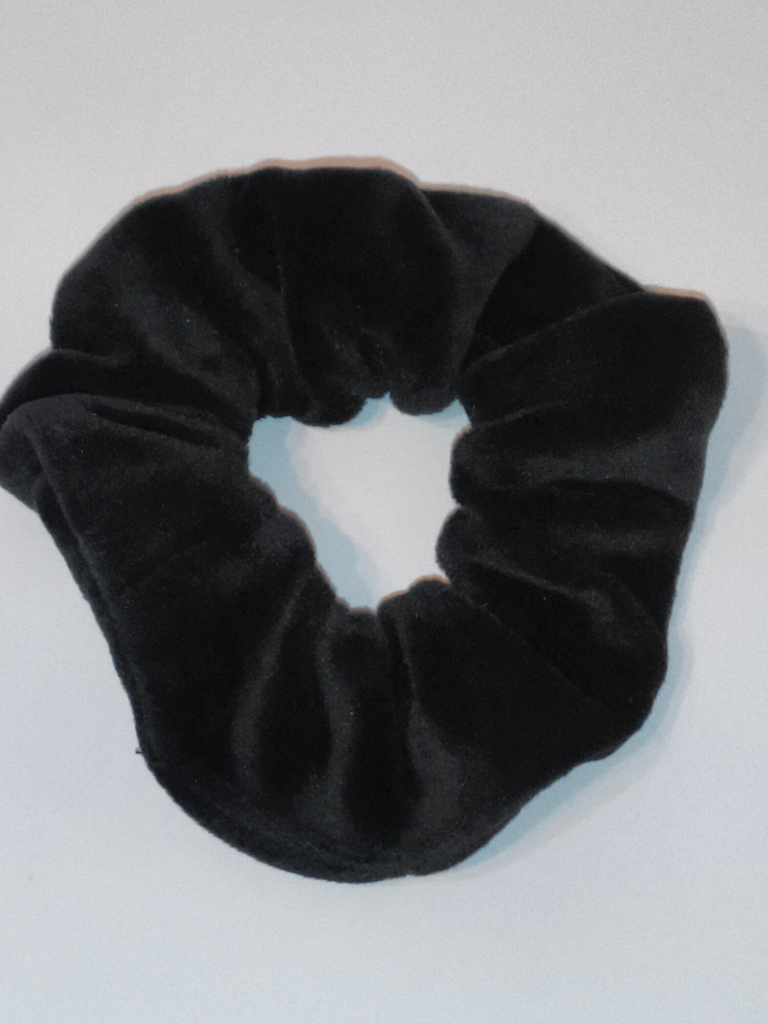 Резинка для волос велюровая, диаметр 12 см, цвет черный