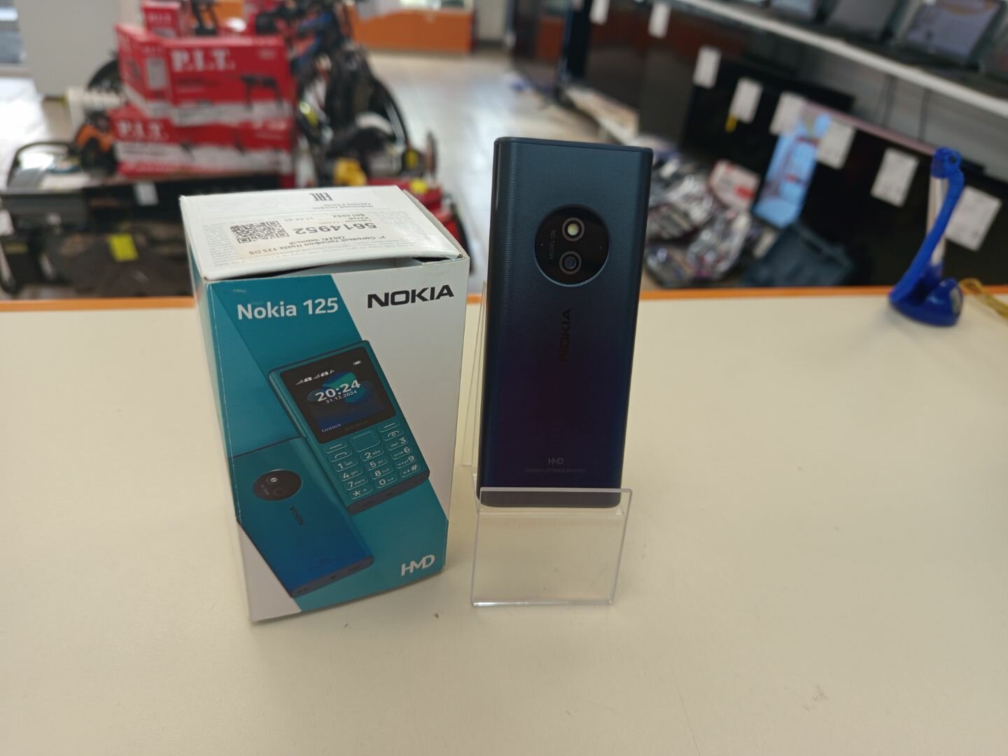 Смартфон Nokia 125, Dual SIM, 3G, пластик, 4 Мб, черный пластик