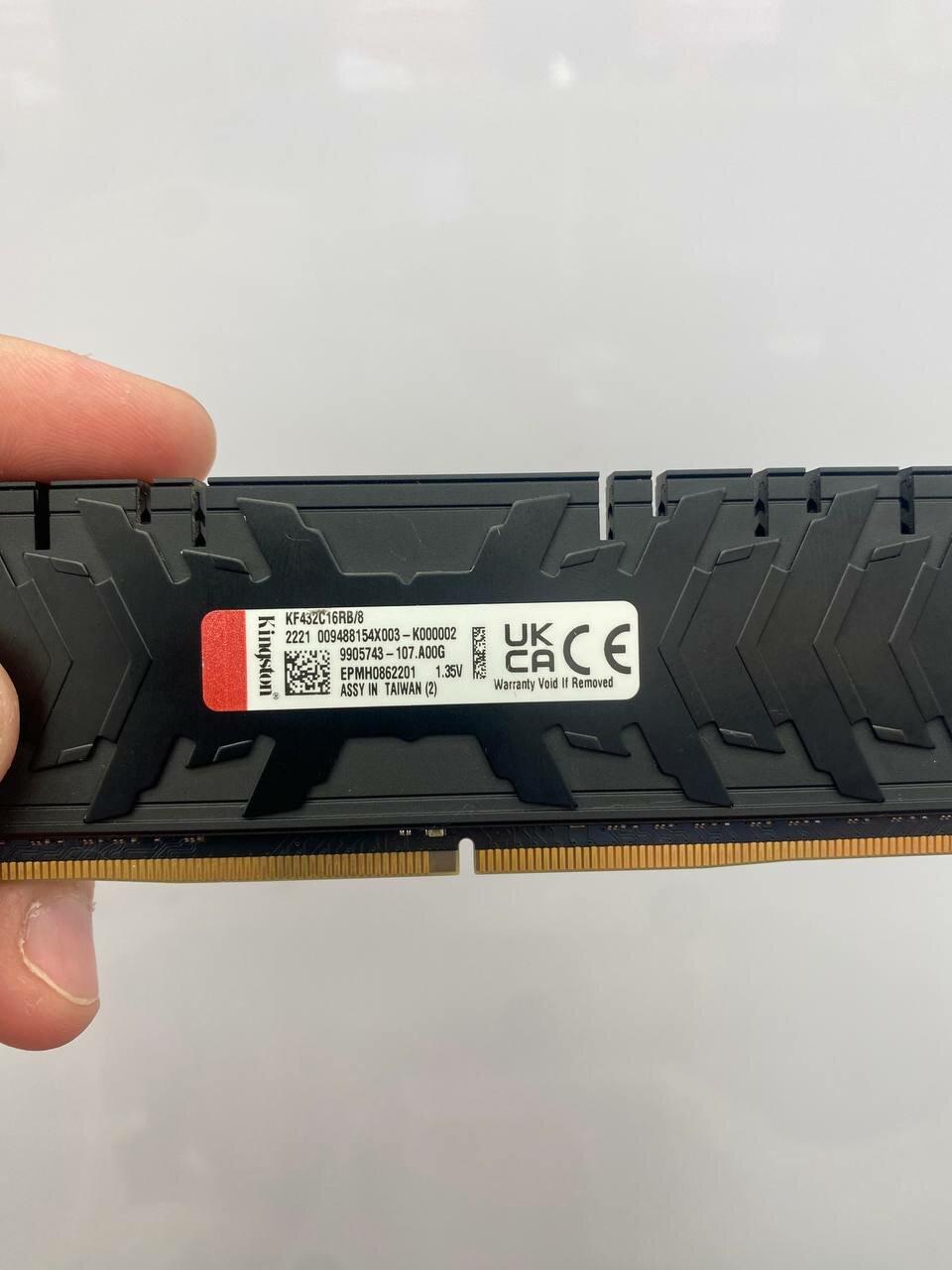Kingston FURY Renegade [KF432C16RB2/8] 8 ГБ
