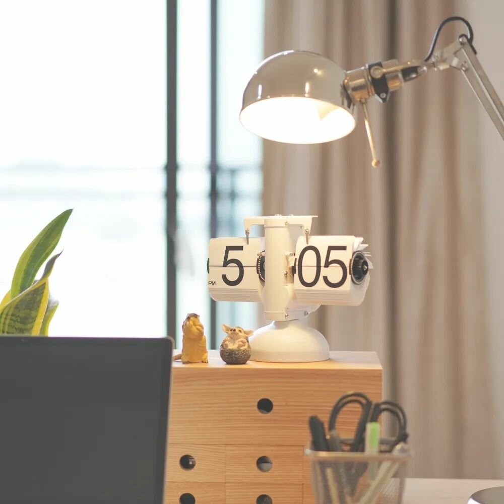 Настольные часы Электронные Motionlamps 1 шт