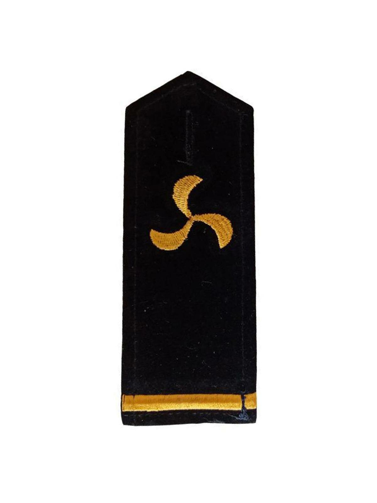 Погоны капитана морской формы