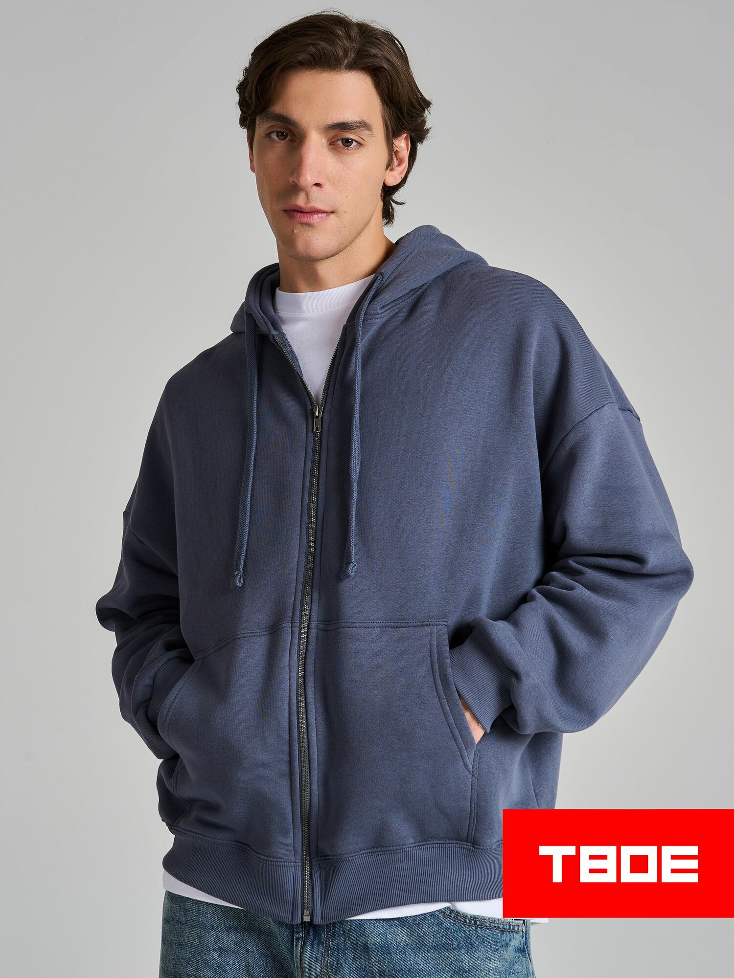 Толстовка спортивная