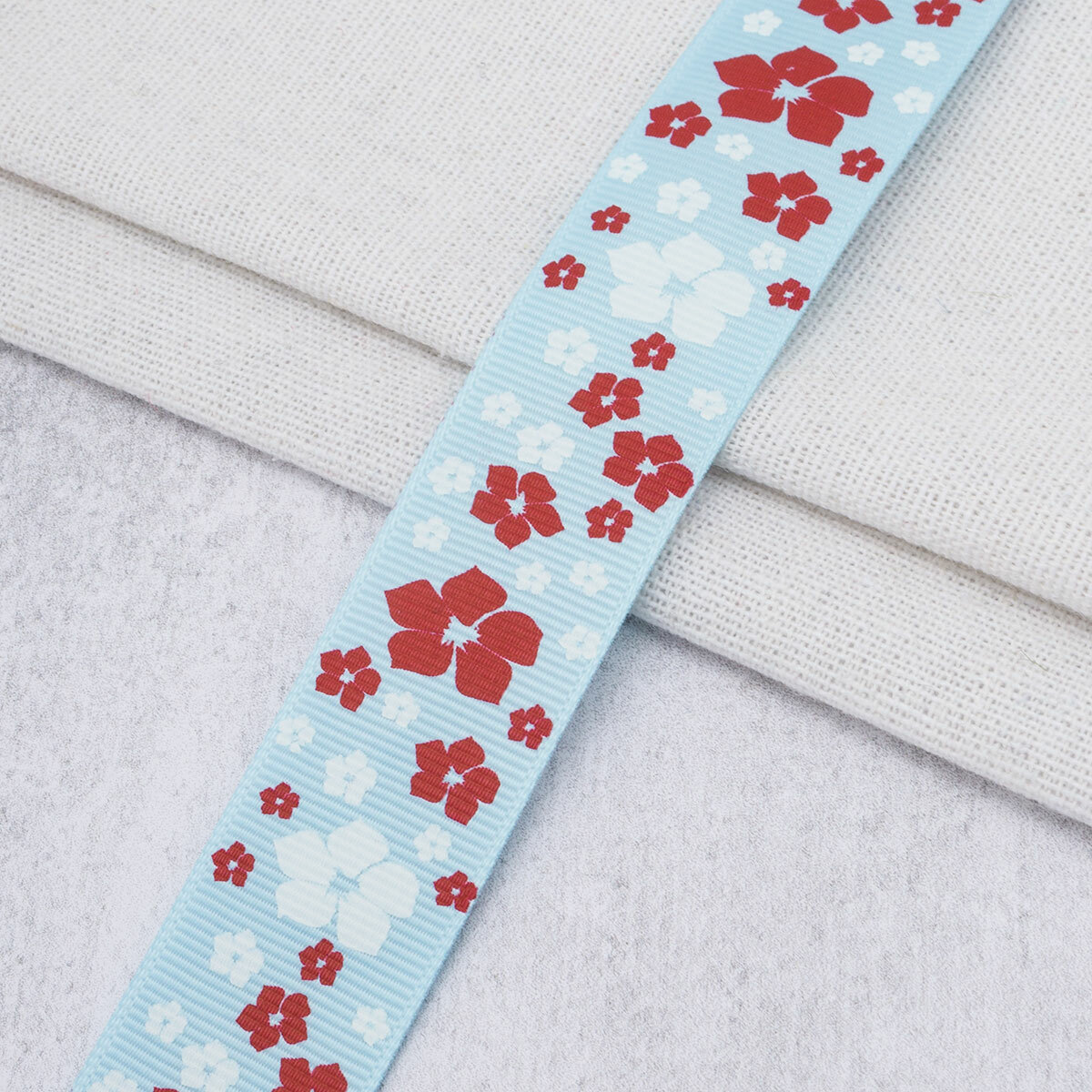 Лента декоративная для упаковки подарков, репсовая, с рисунком 'Цветы', 2,5 см х 45,72 м, цвет голубой