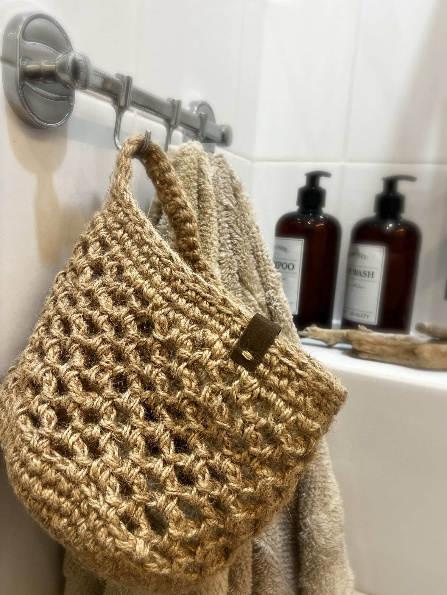 Подвесная ажурная корзина из джута ручной работы