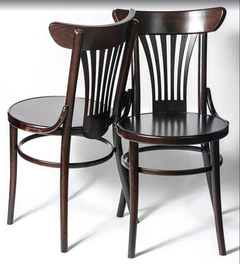 Деревянный стул венский Uranus темный орех с твердым сиденьем