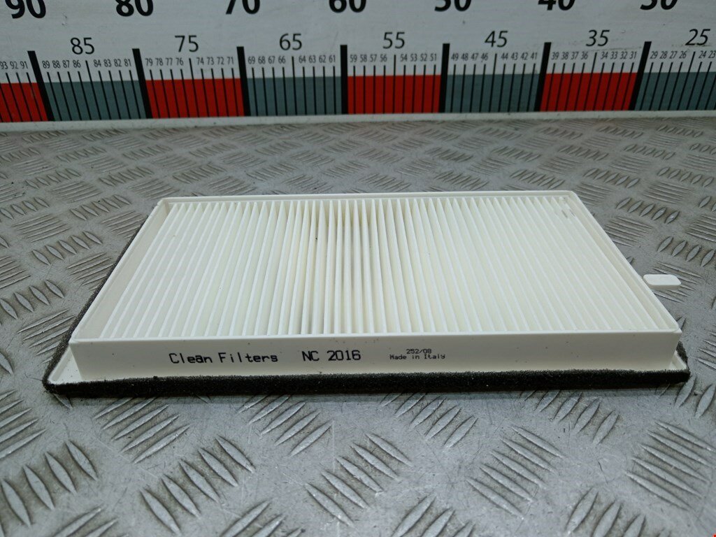 Фильтр салонный BMW 3-Series (E36) 64111393489 арт. 2255382