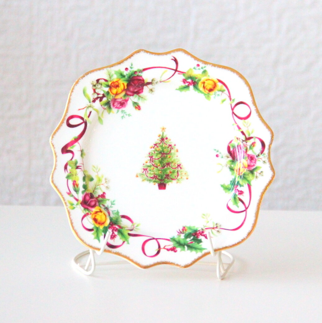 Тарелка новогодняя круглая (фигурный край) 21 см. 1 шт. "Алая лента"