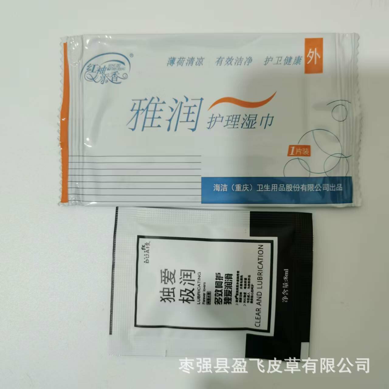 Однокомпонентный анальный тампон из натурального меха лисы с градиентным розовым цветом, съемный металлический анальный