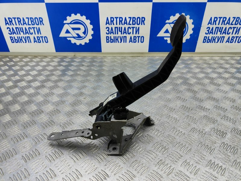 Б/У Педаль сцепления Ford Focus 3 / Форд Фокус 3 1.6 PNDA 125 Л.С. универсал 2012