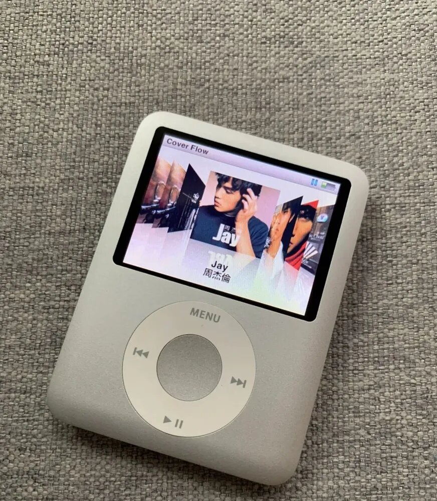 Apple MP3-плеер 4 ГБ, серебристый