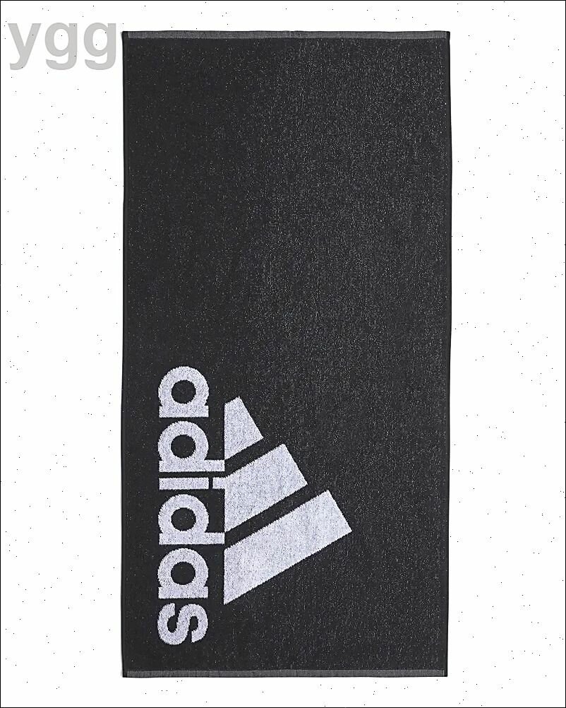 Полотенце спортивное adidas TOWEL S, цвет: BLACK/WHITE (черный). DH2860. Размер S