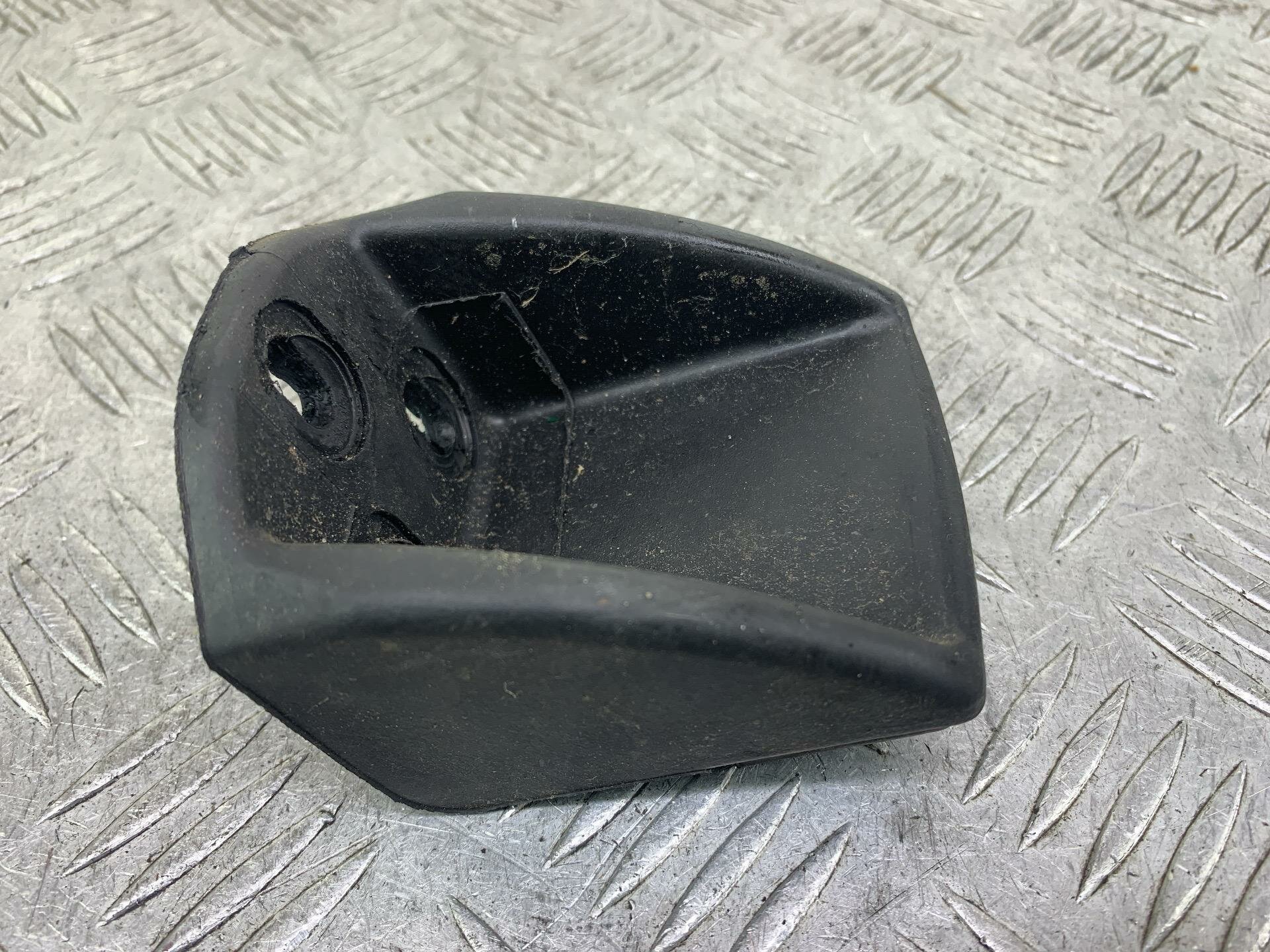 Ограничитель открывания двери правой Mercedes-Benz Sprinter W906 (2006 - 2014) A9067330672