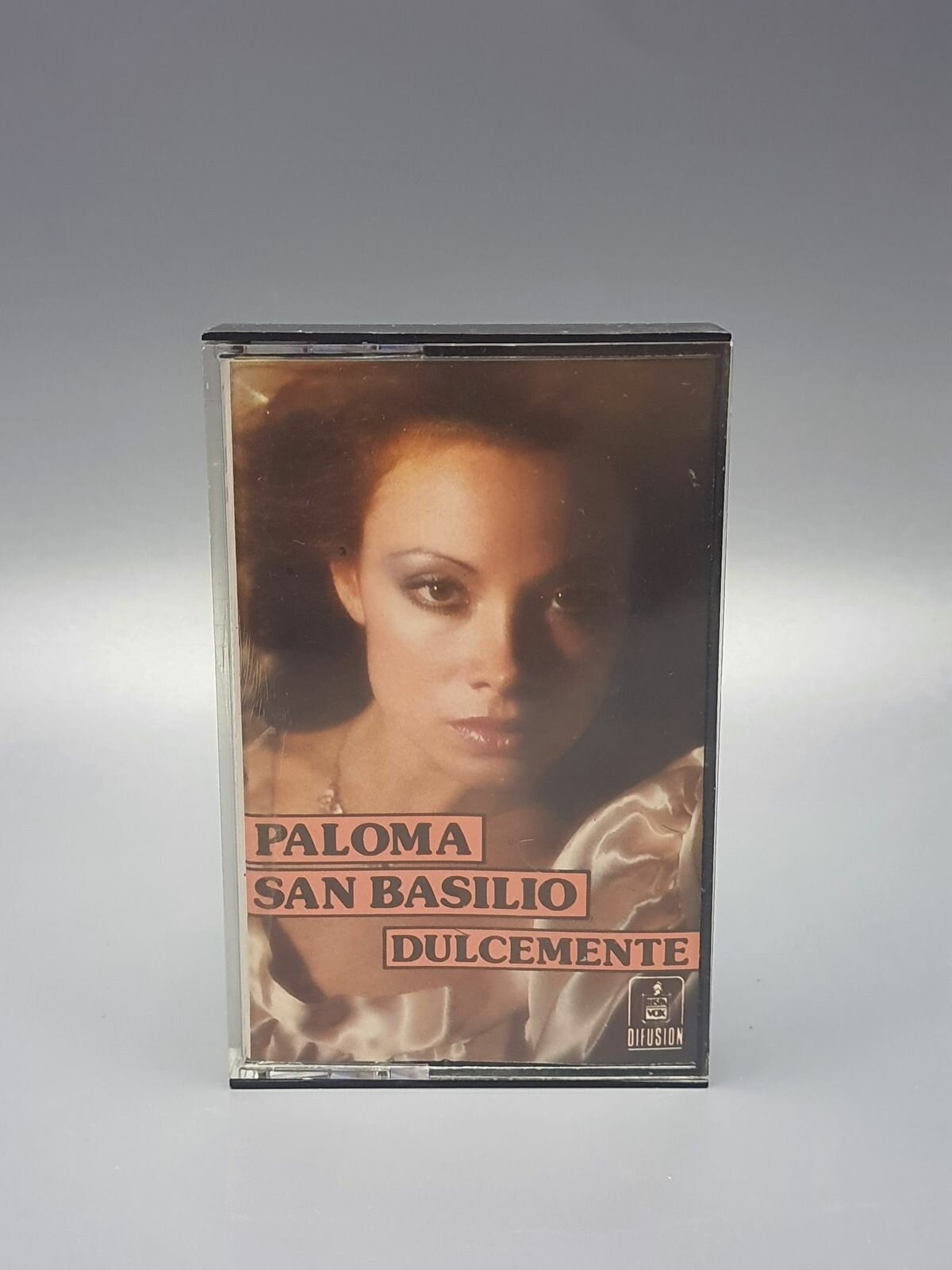Paloma San Basilio (Палома Сан Басилио) "DULCEMENT" винтажная аудиокассета Испания, 1983г.