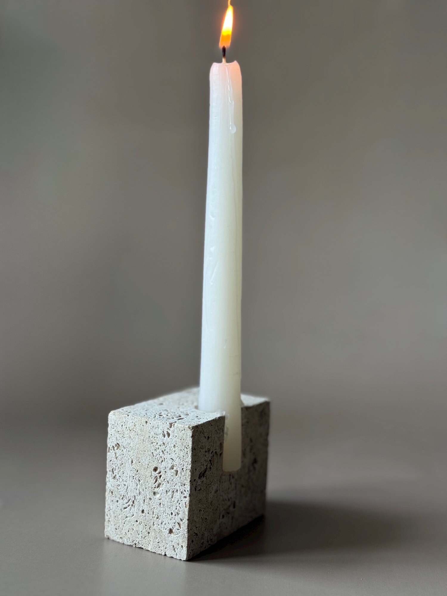 Подсвечник из Травертина