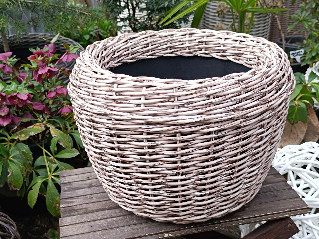 Кашпо Круглое "Уютный дом" - 16 литров - цвет ротанга "Шоколадная березка"