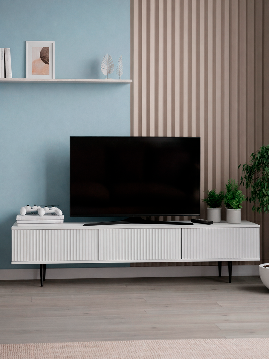 Тумба под телевизор Акцент "Дерби", с 3-мя ящиками, на ножках, белая