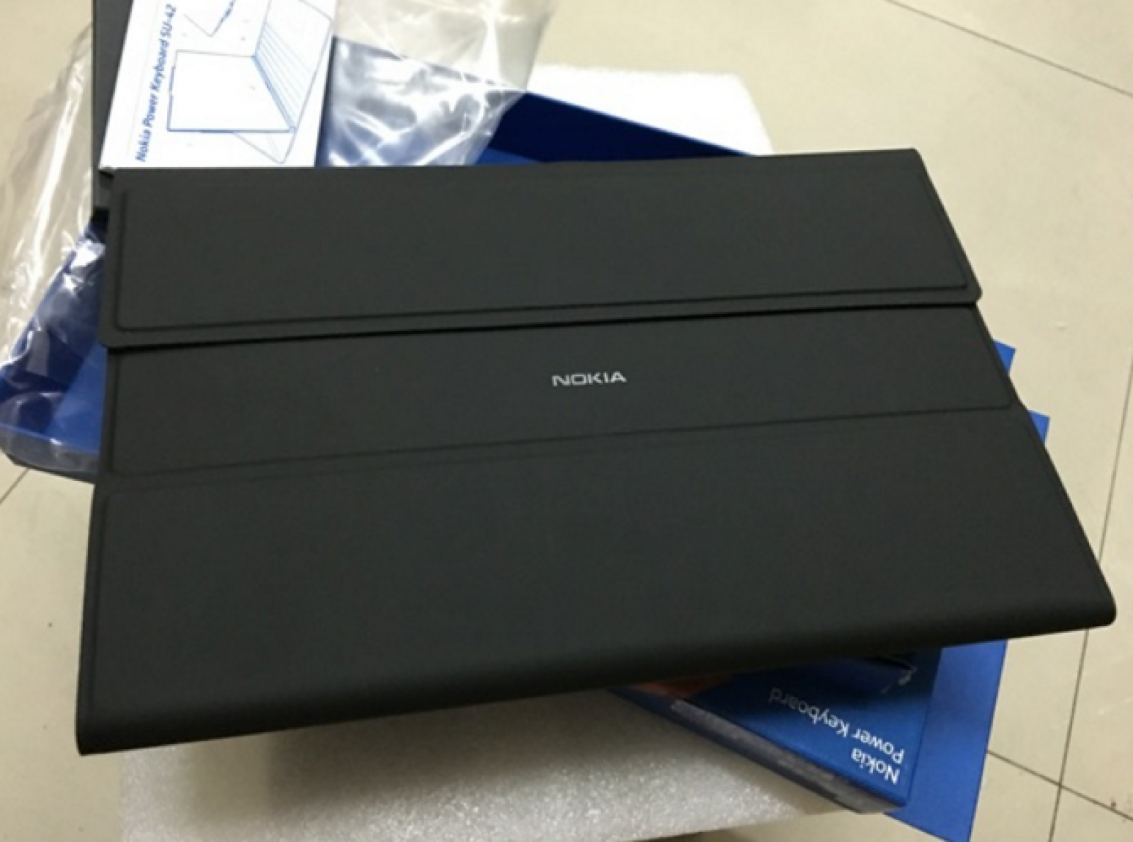 Чехол-клавиатура MyPads NOKIA POWER KEYBOARD с тачпадом и USB для Nokia Lumia 2520 черный