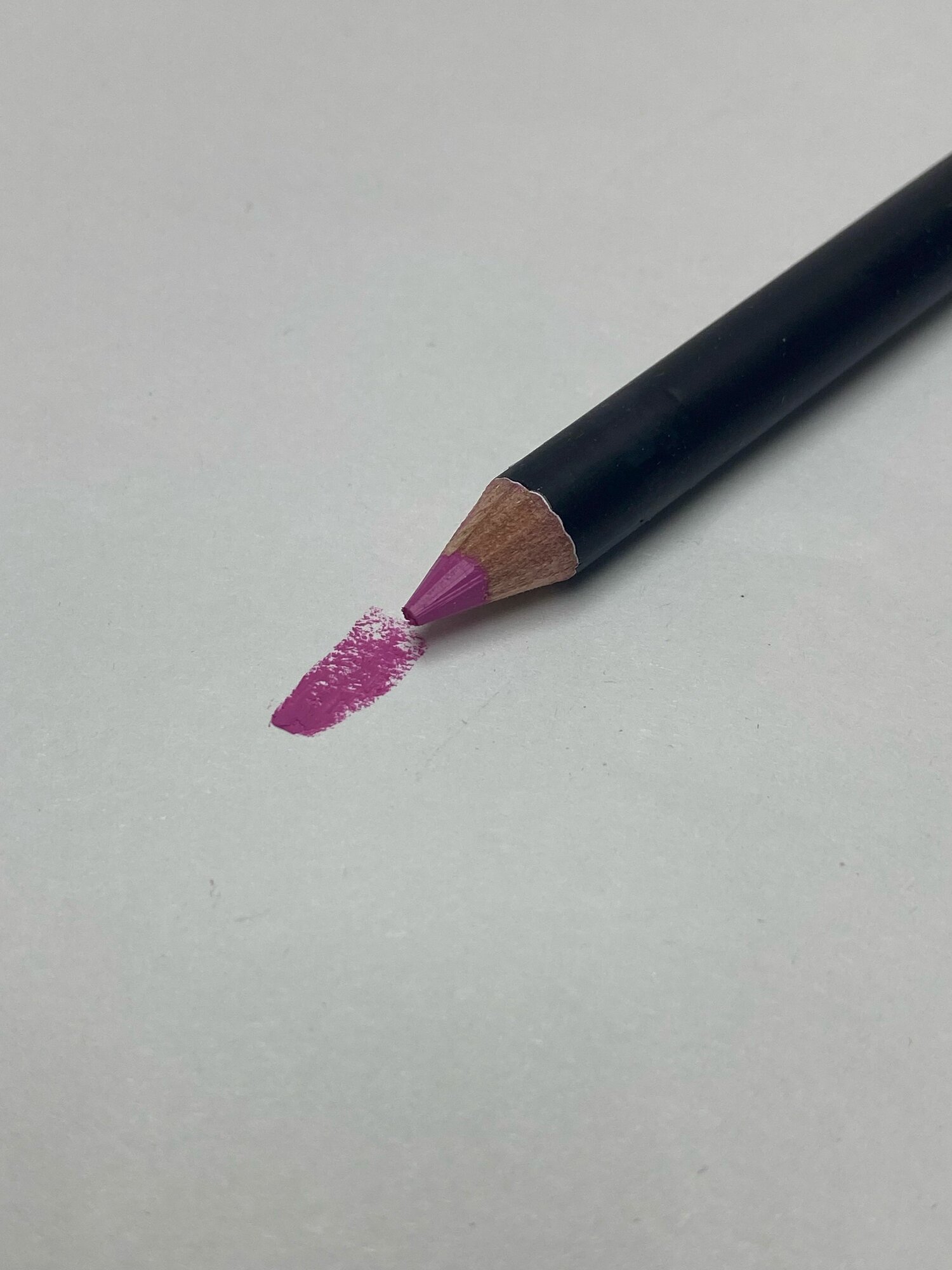 Карандаш для губ Анастасия с точилкой №40