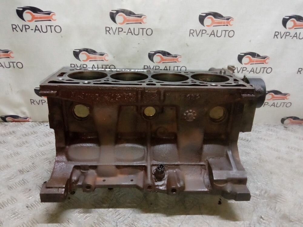 Блок цилиндров K4J712 Renault Symbol 1999—2008