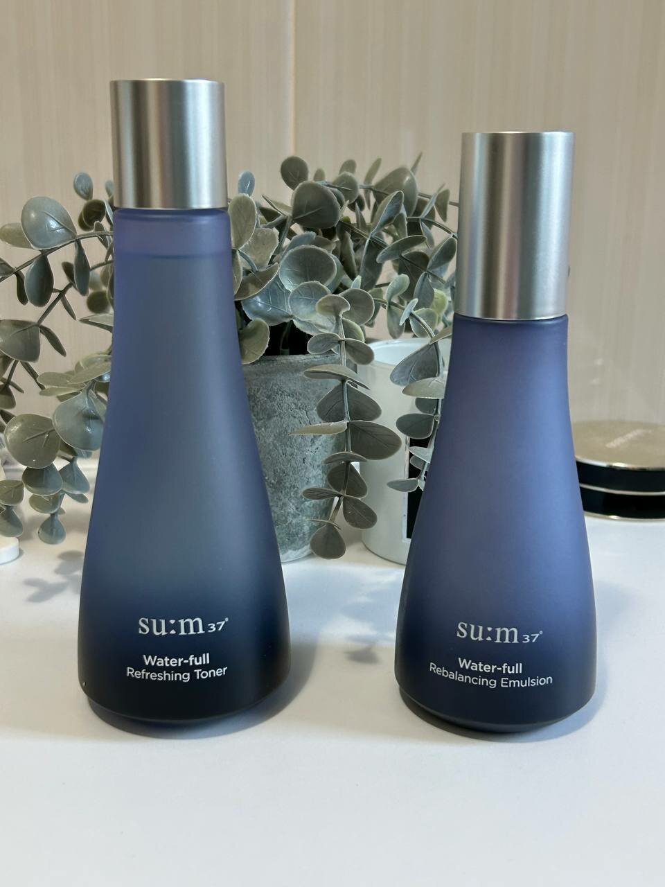 Корейский увлажняющий набор: тонер 170 мл + эмульсия 120 мл, Su: m37 water-full skin&lotion