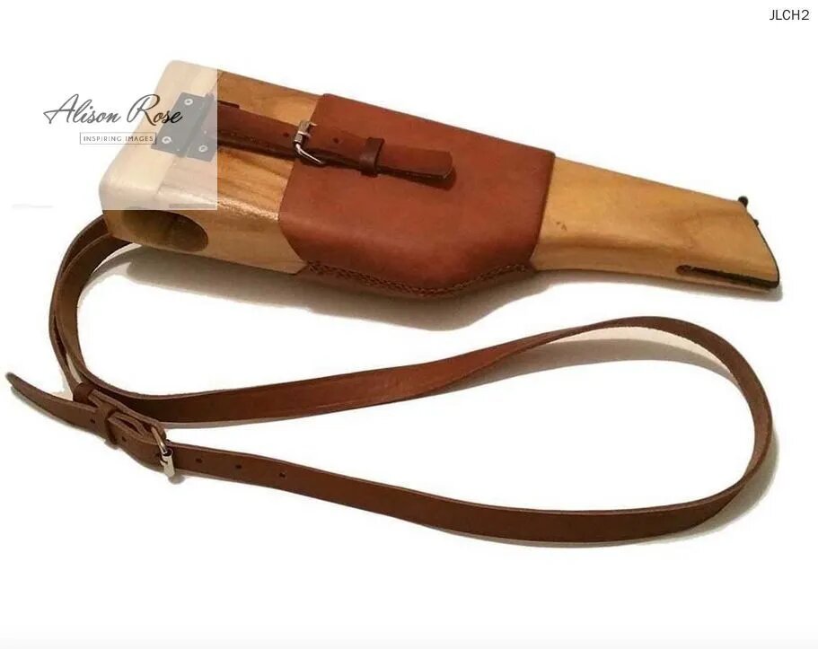 Кобура Mauser C96 из дерева коричневого цвета с плечевым ремнем