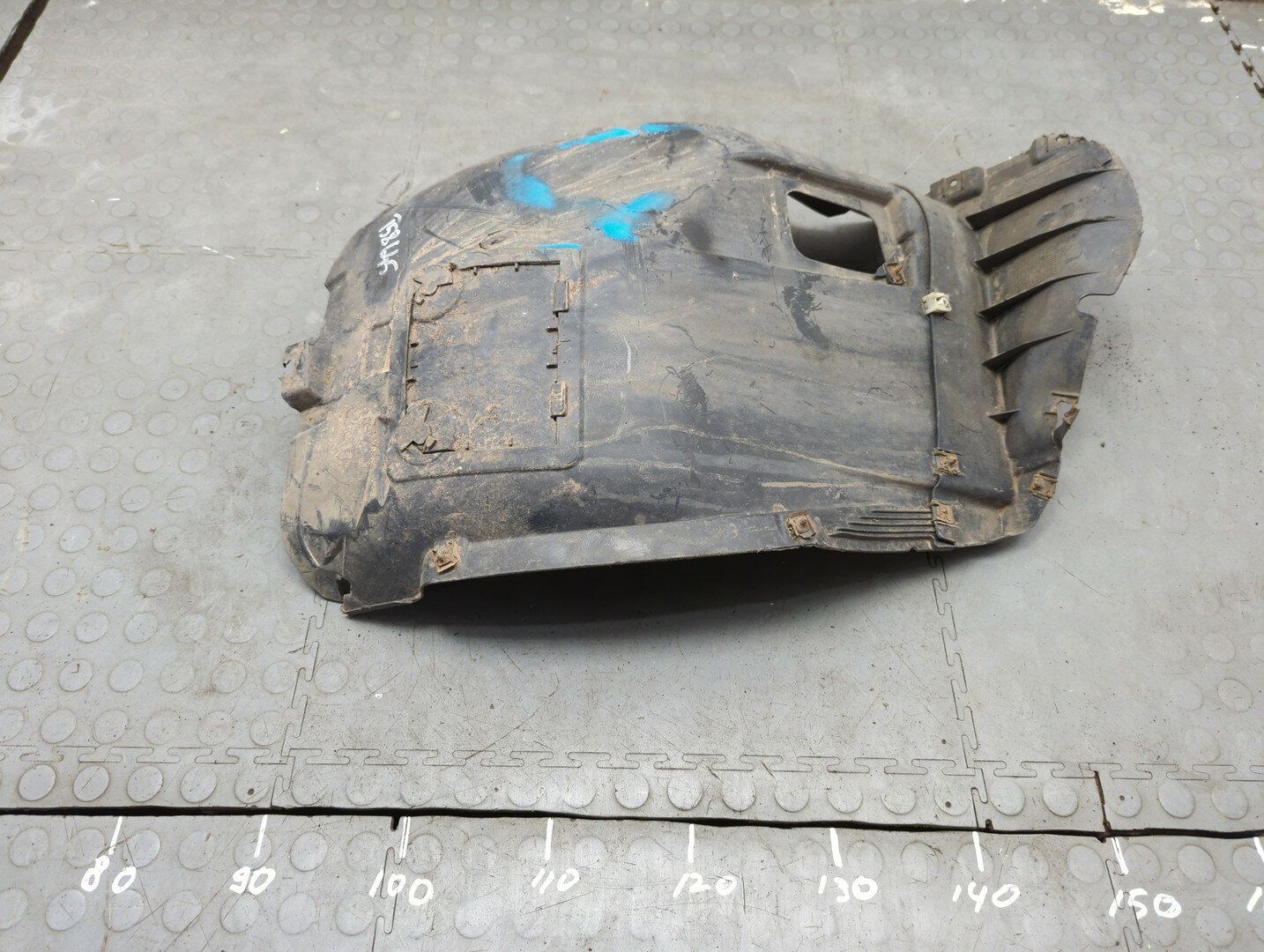 Защита арок (подкрылок) правая передняя BMW 3 E90, E91, E92, E93 Б/У