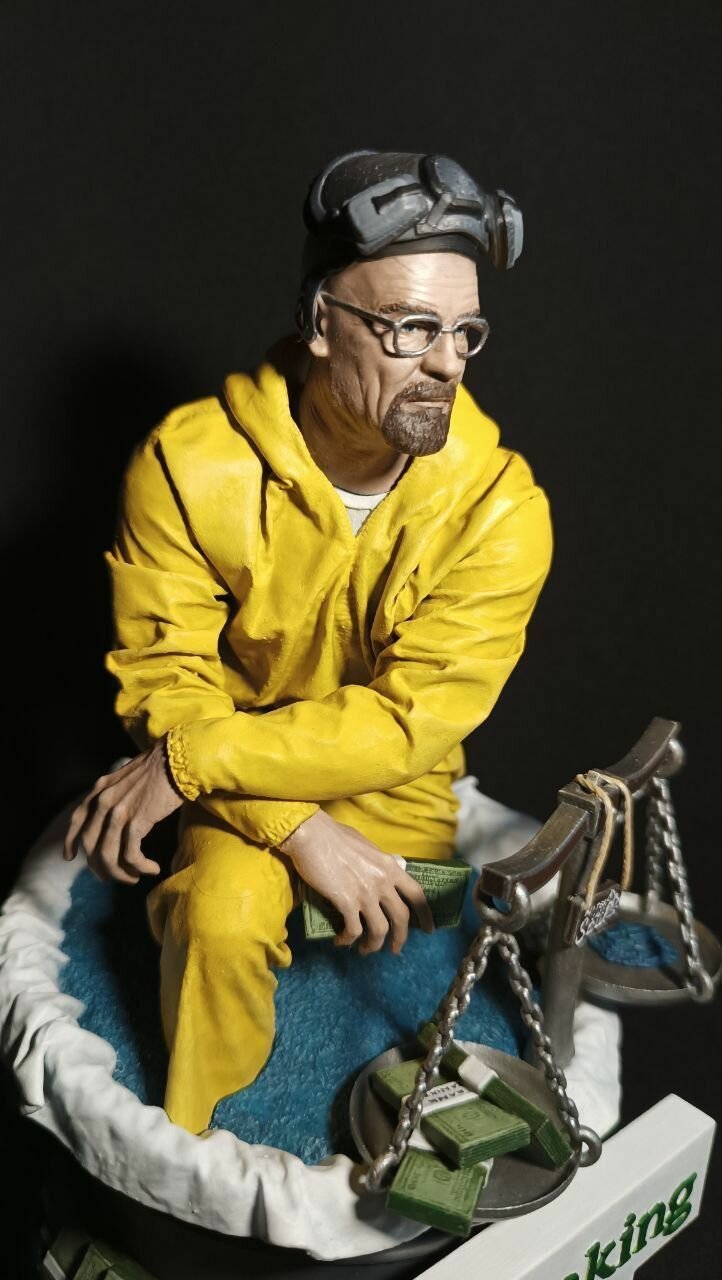 Фигурка Уолтер Уайт/Walter White Во все тяжкие. Без покраски. 20 см