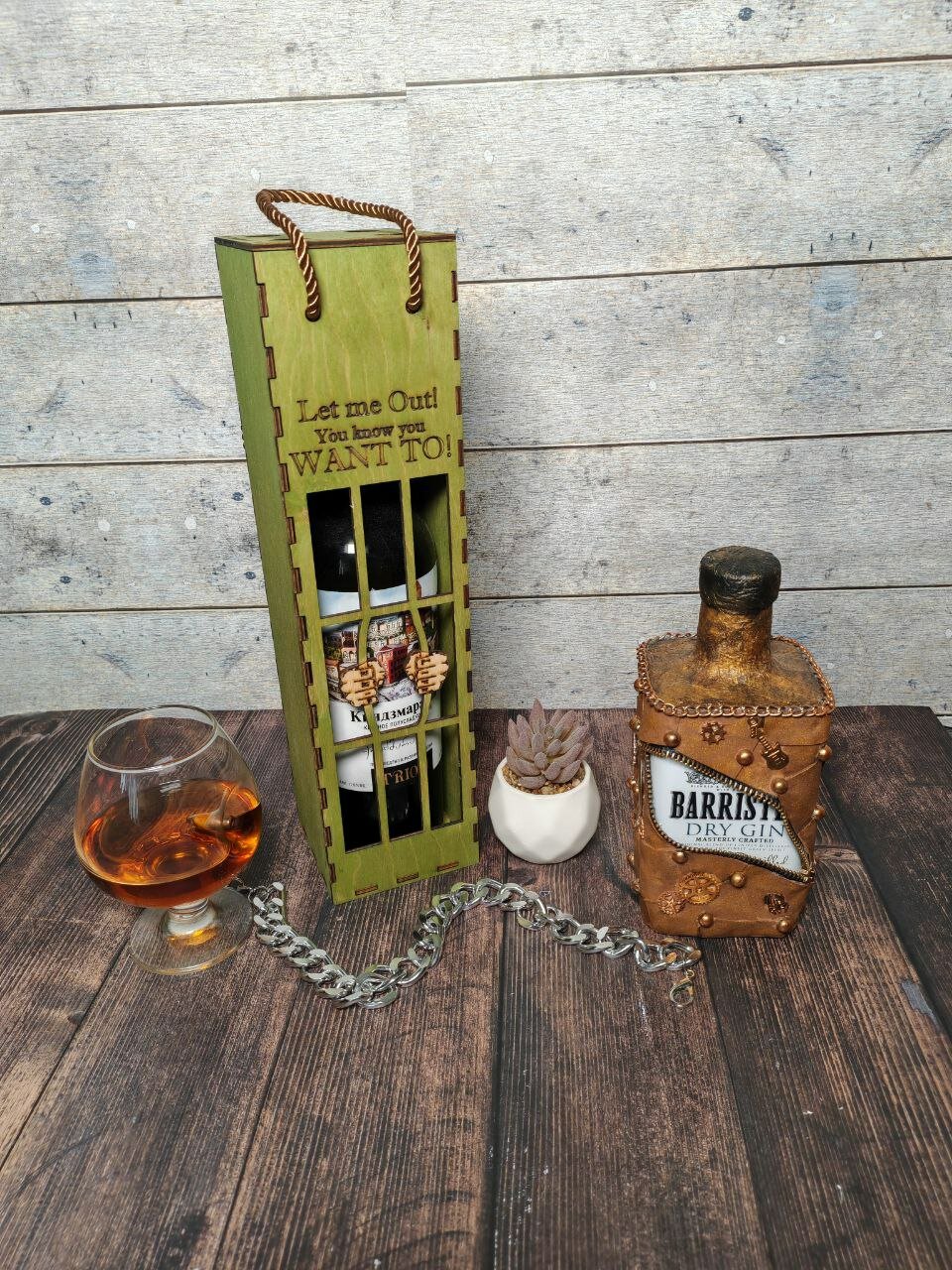 Подарочная деревянная коробка под бутылку "Арест"