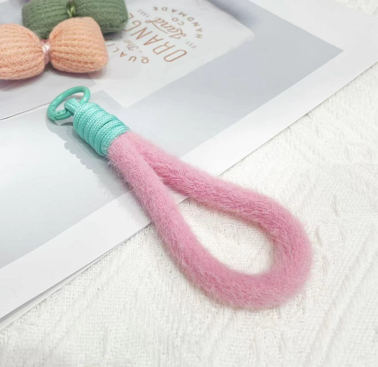 Брелок-кулон "Плюшевый телефон", розовый