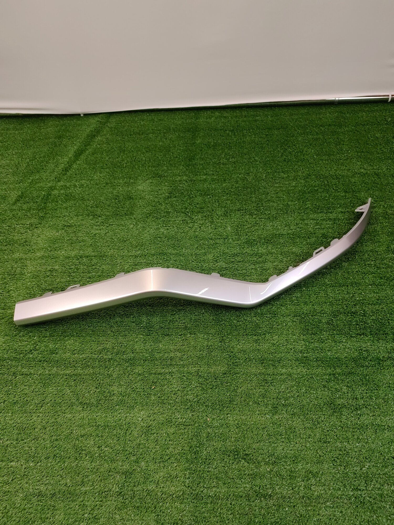 CHERY Молдинг передний левый серебристый Chery Tiggo 7 Pro 602000946AAAKR