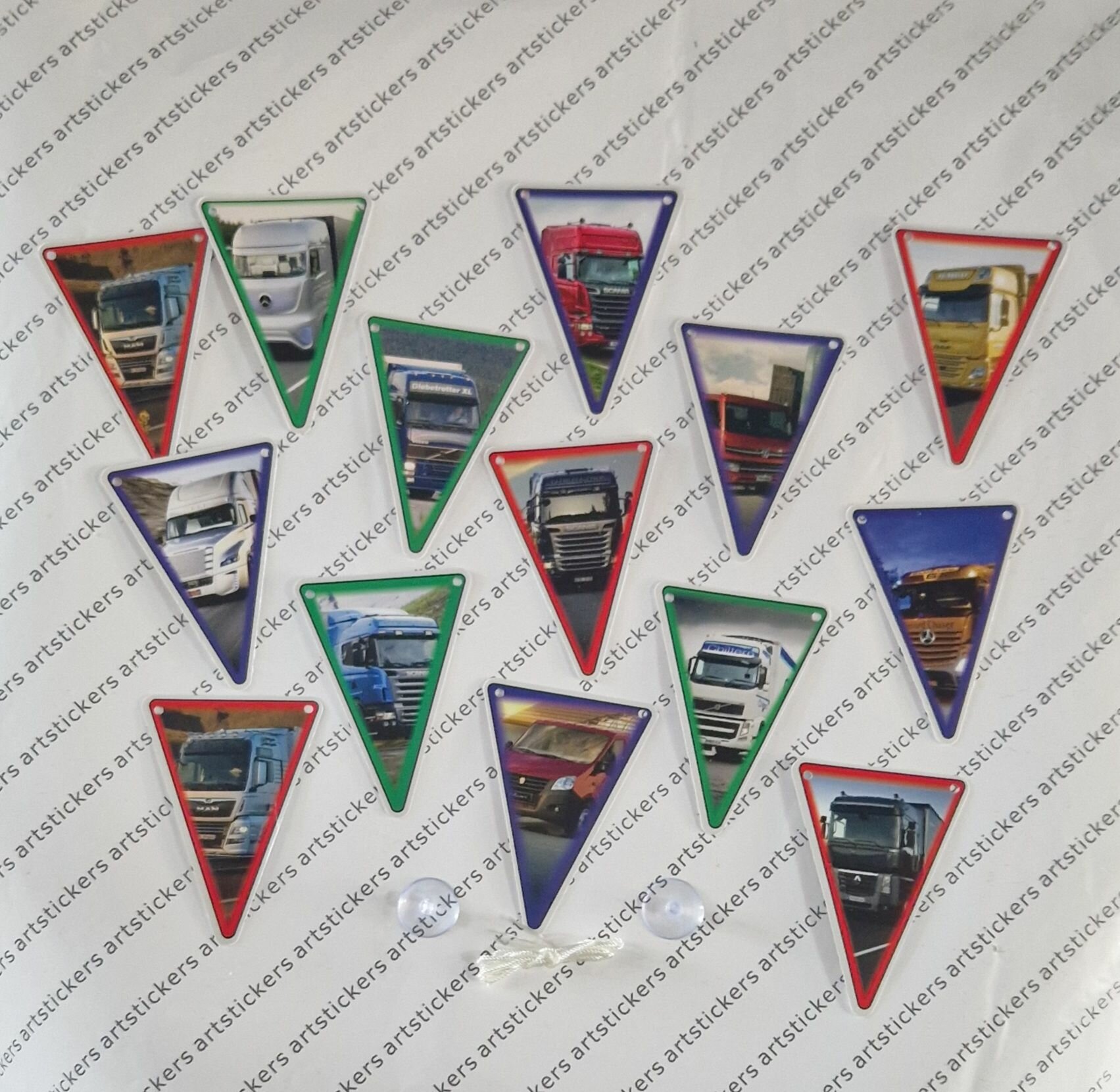 Флажки вымпел гирлянда в салон авто машины-звери (14шт) 10х7см, комплект