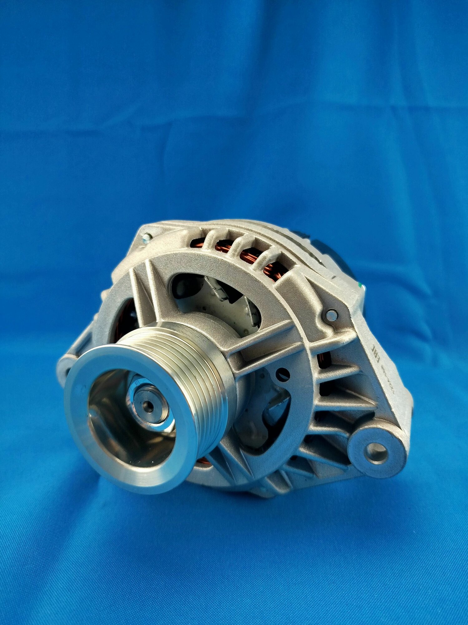 Генератор "HOFER" для а/м Калина (85А)