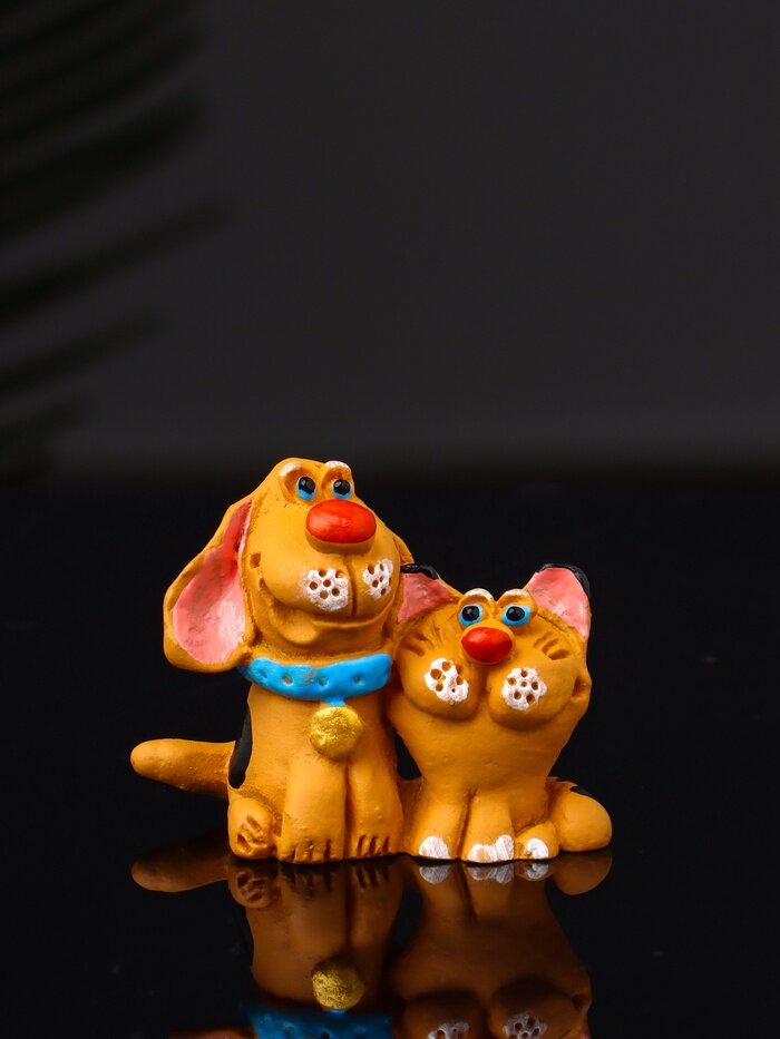 Сувенирная фигурка Хорошие сувениры полистоун "Котик с собачкой", 3,6х4,2х2,2 см